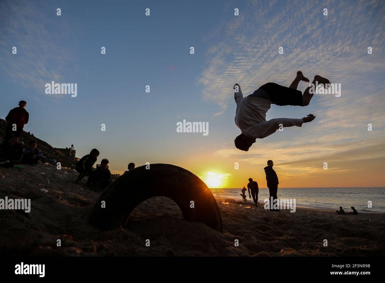 Gaza sunset hi-res stock photography and images - Alamy