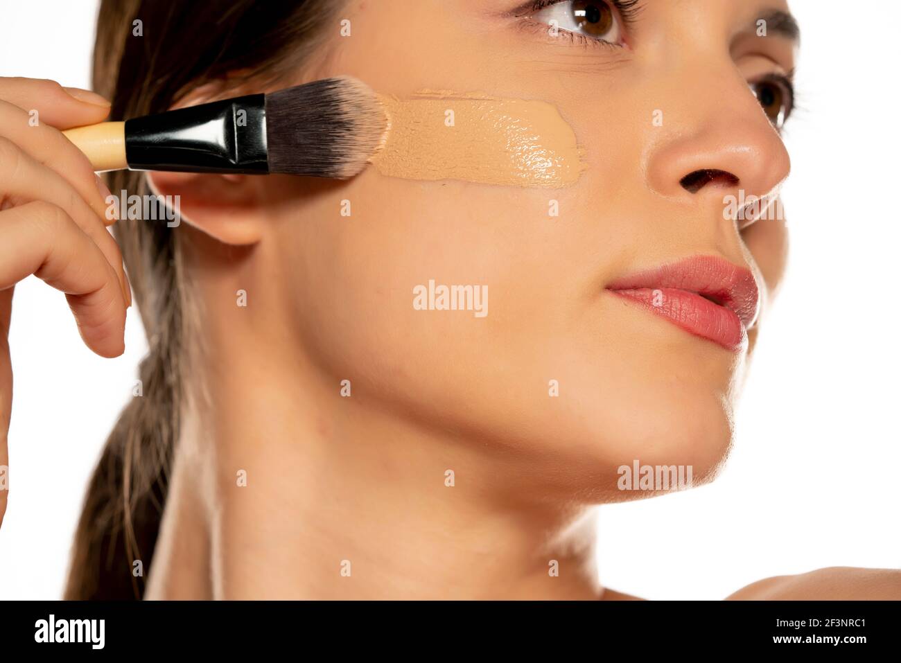 Liquid foundation hi-res stock photography and images - Alamy