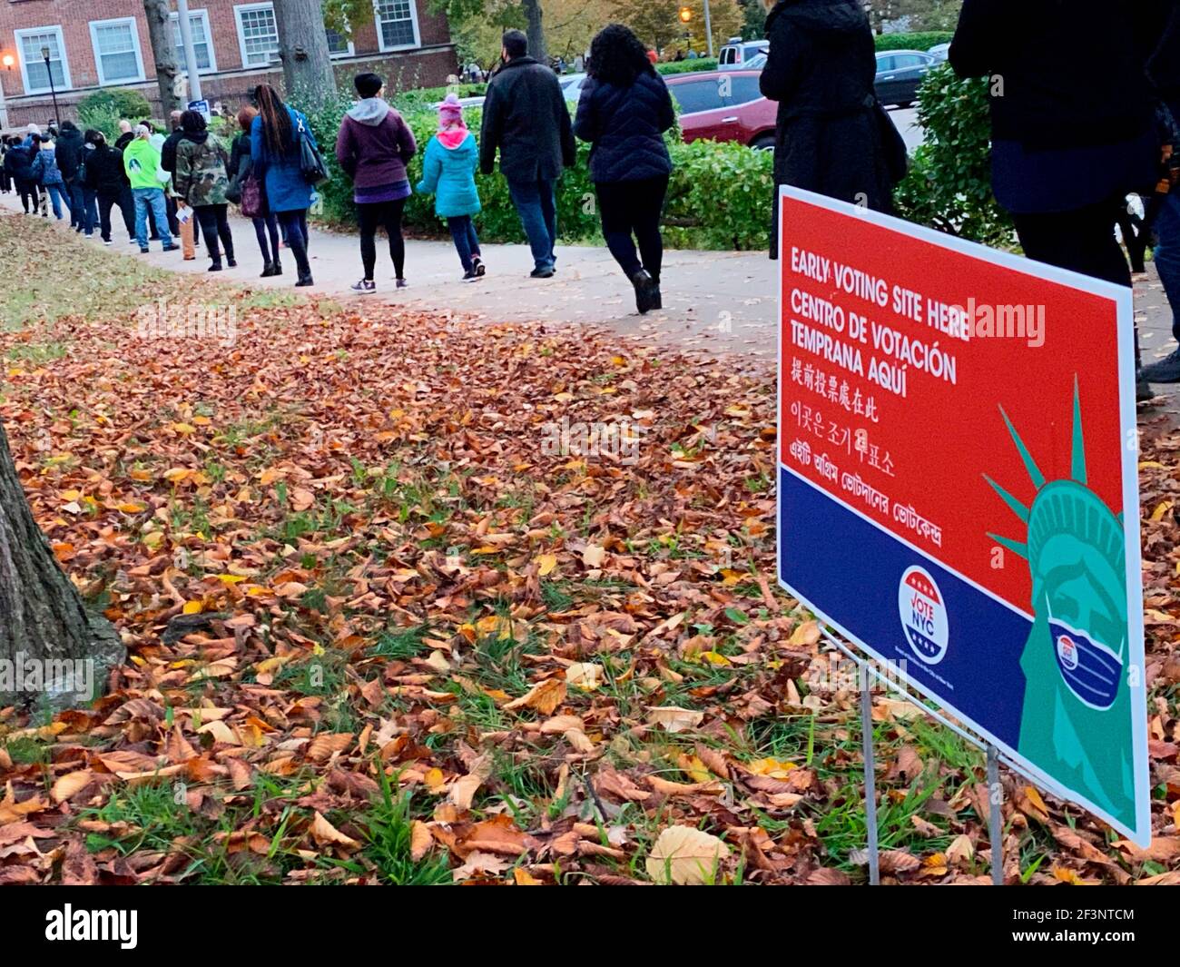 Early Voting with people waiting for hours, Queens, New York Stock ...