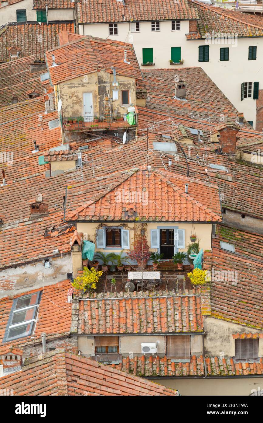 General views of typical Tuscan architecture, houses and rooftops in ...