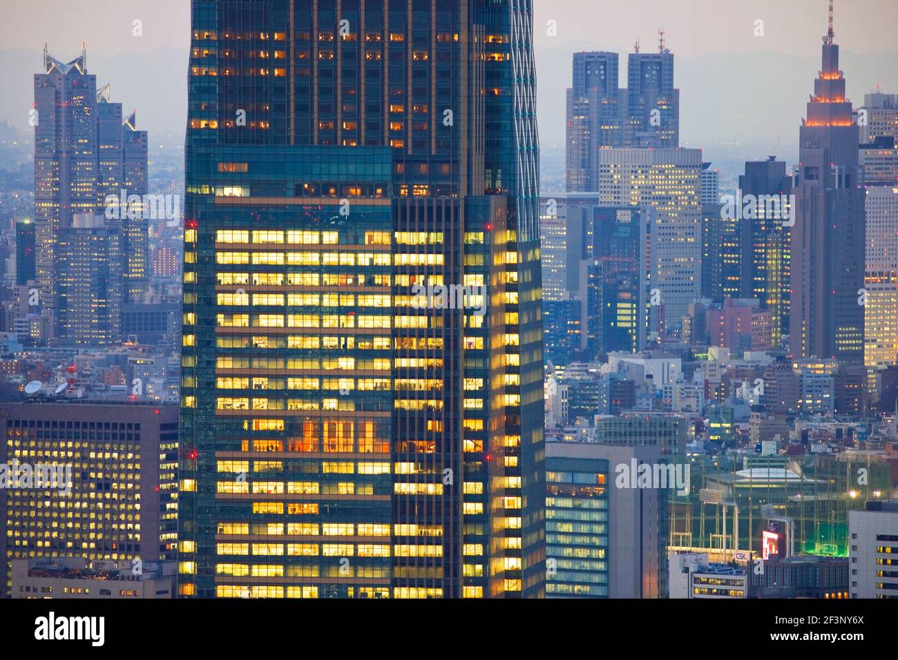 Tokyo midtown tower hi-res stock photography and images - Alamy