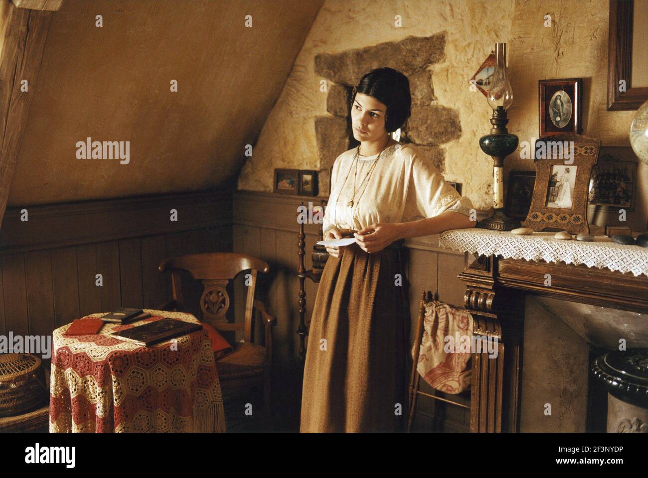 Un long dimanche de fiancailles hi-res stock photography and images - Alamy