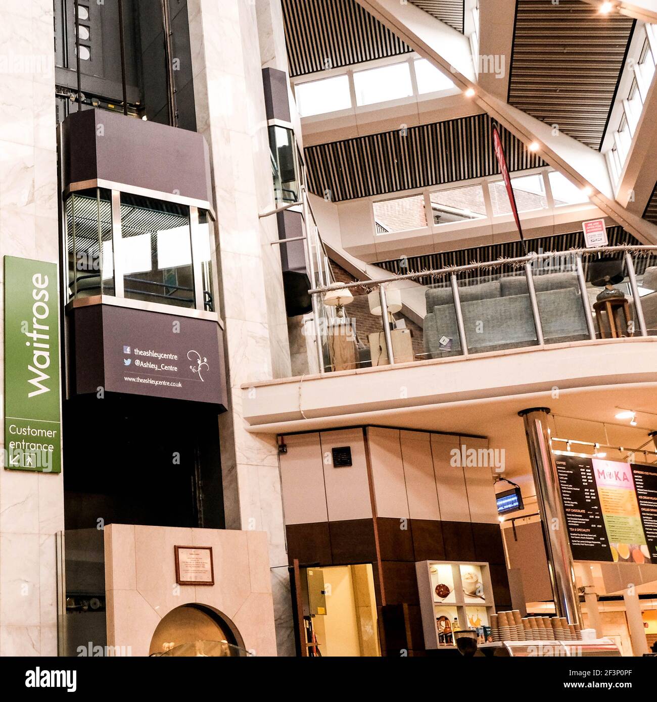 Waitrose interior hi-res stock photography and images - Alamy