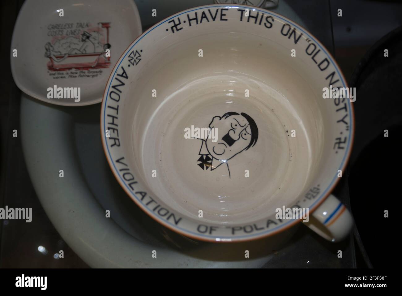 Vintage chamber pot with Hitler decoration from the Thomas Crapper ...