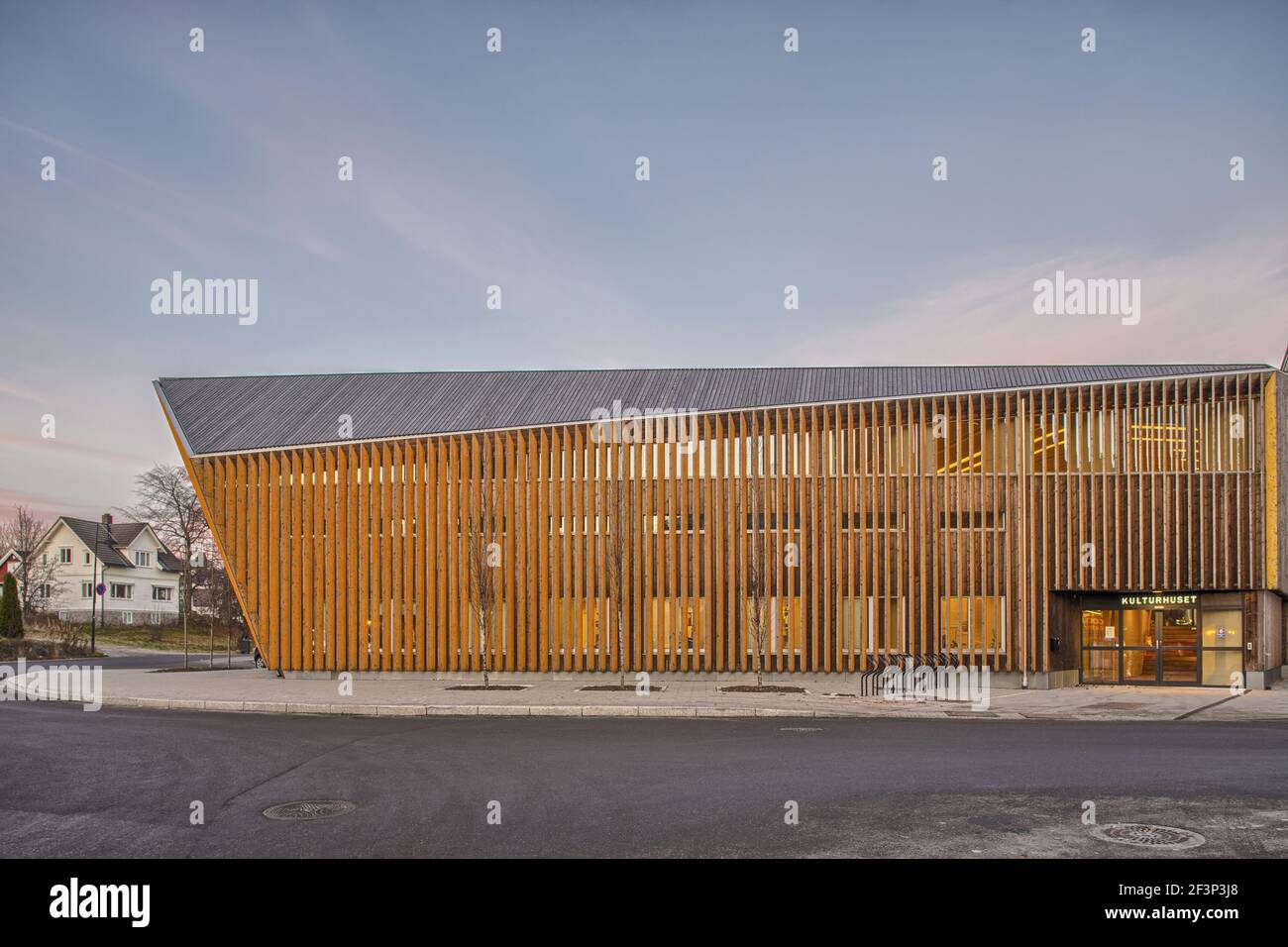 Vennesla Library. Vennesla, Norway Stock Photo - Alamy
