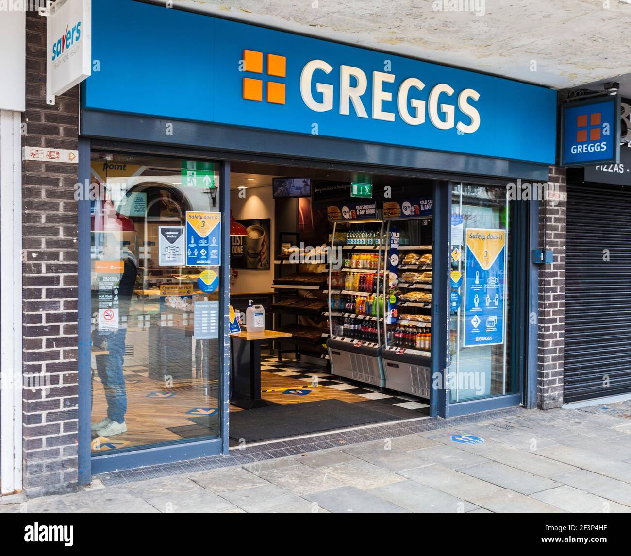 Greggs store front hi-res stock photography and images - Alamy