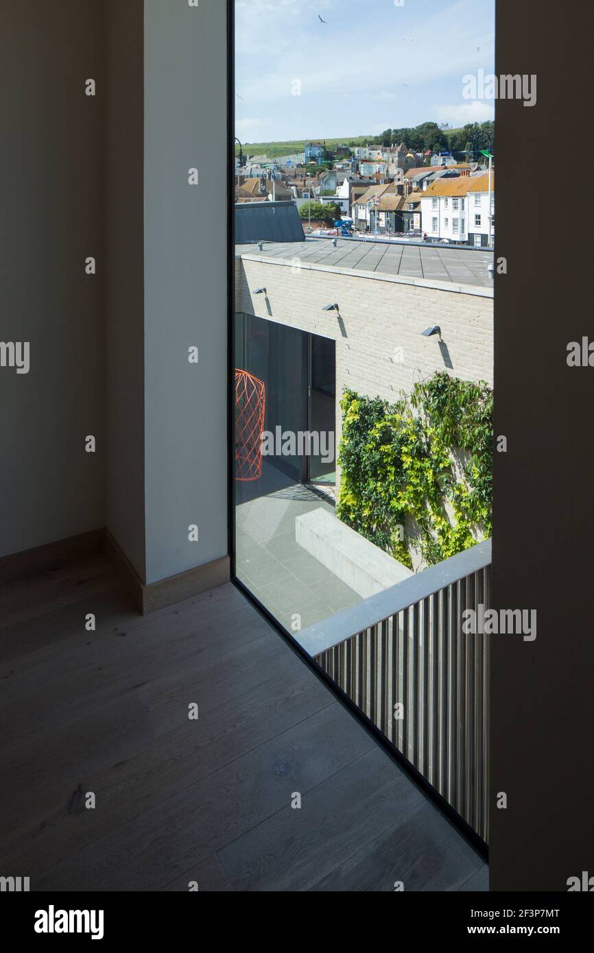 Courtyard first floor hi-res stock photography and images - Alamy