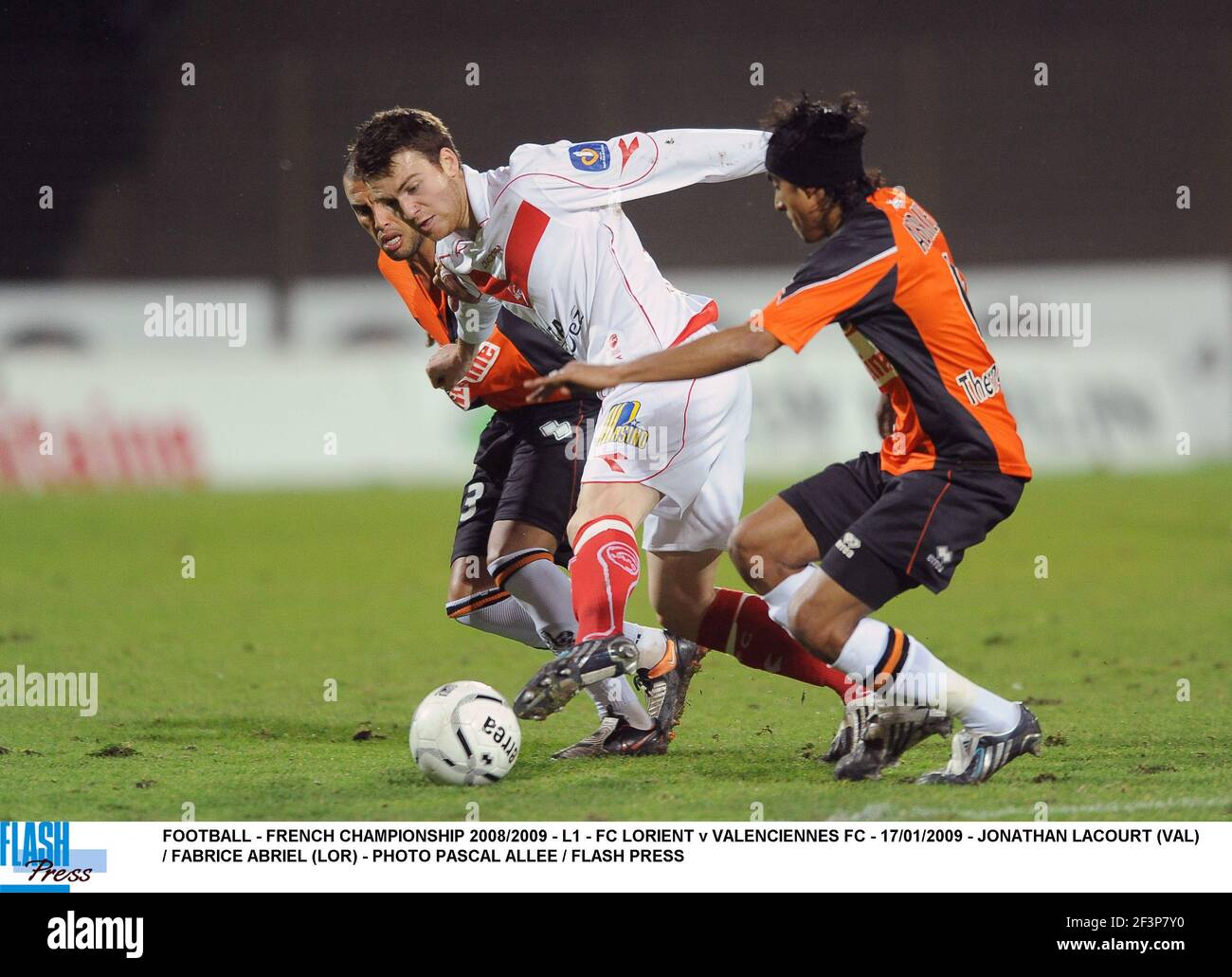 Jonathan lacourt hi-res stock photography and images - Alamy