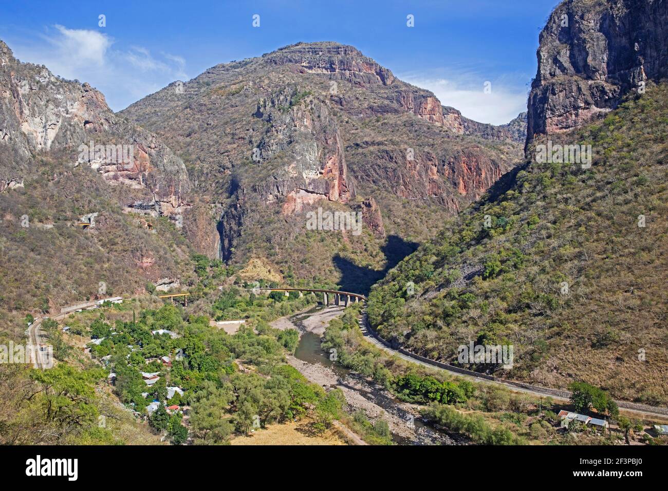 Chepe Express / El Chepe / Chihuahua Pacifico railroad running through ...