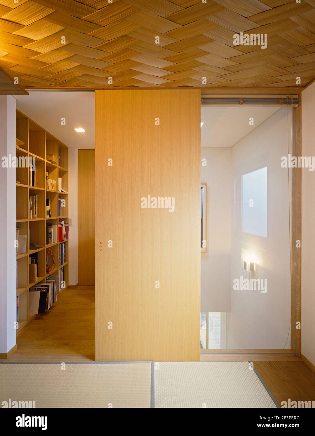 Interior view through open door hi-res stock photography and images - Alamy