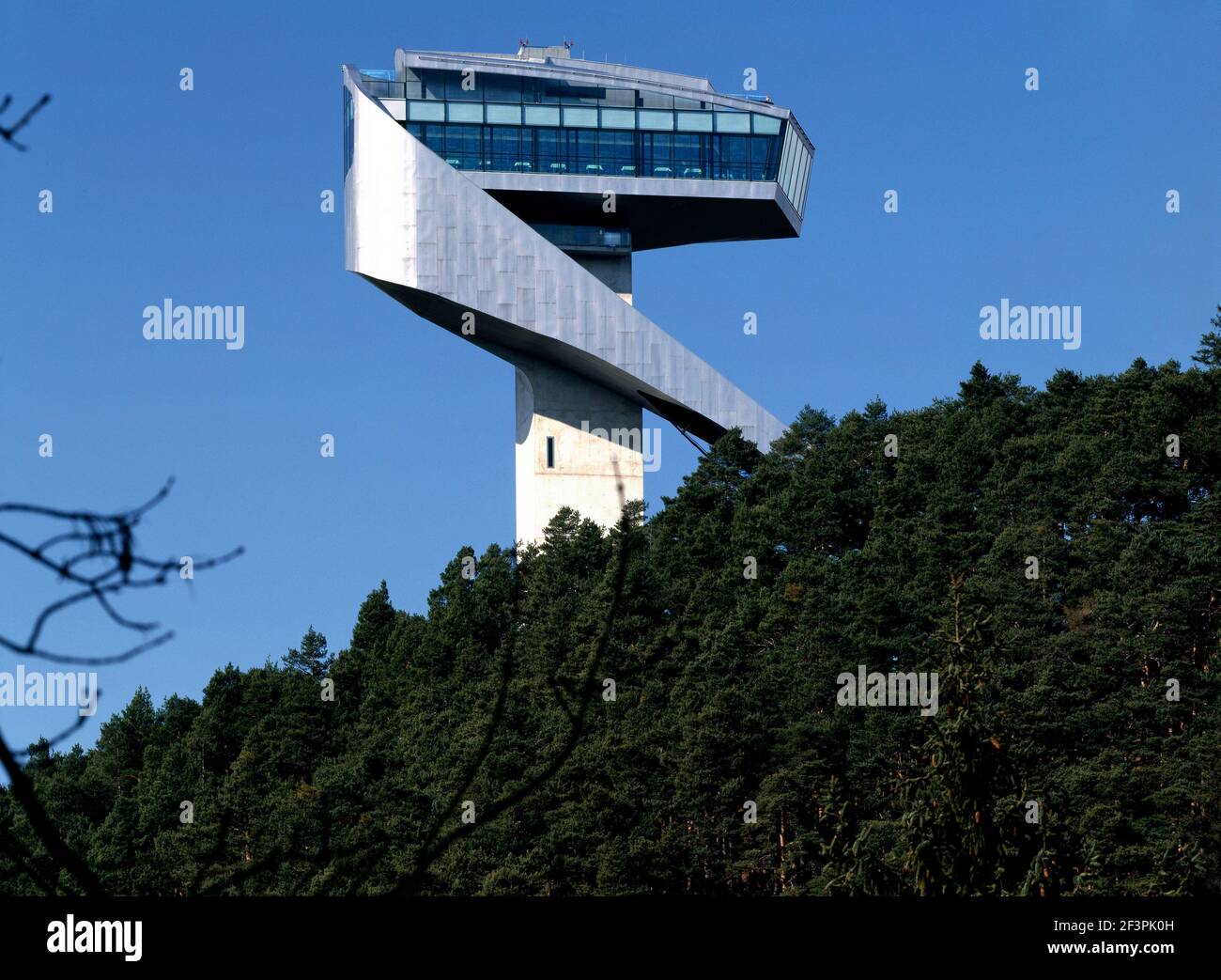 Sprungschanze Bergisel, Innsbruck Stock Photo - Alamy