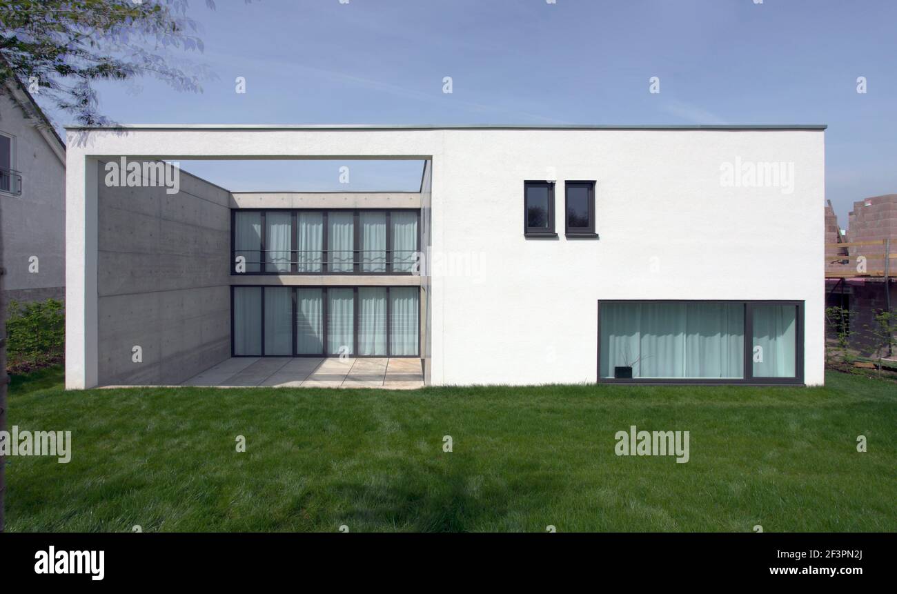 Wohnhaus in perl hi-res stock photography and images - Alamy