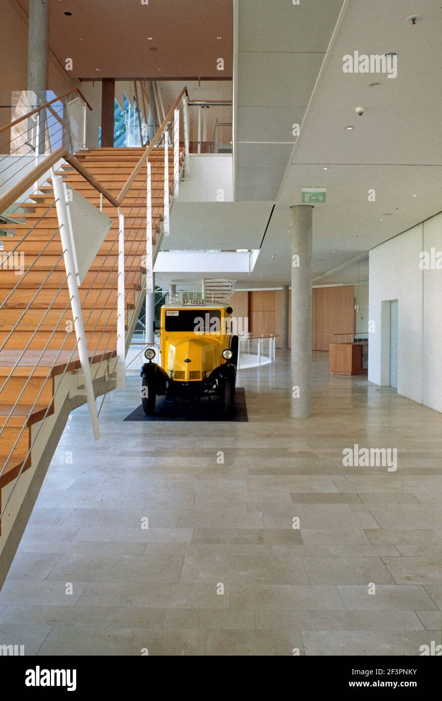 Postmuseum in Frankfurt,Foyer,Behnisch + Partner, Umbau 1990 Stock ...