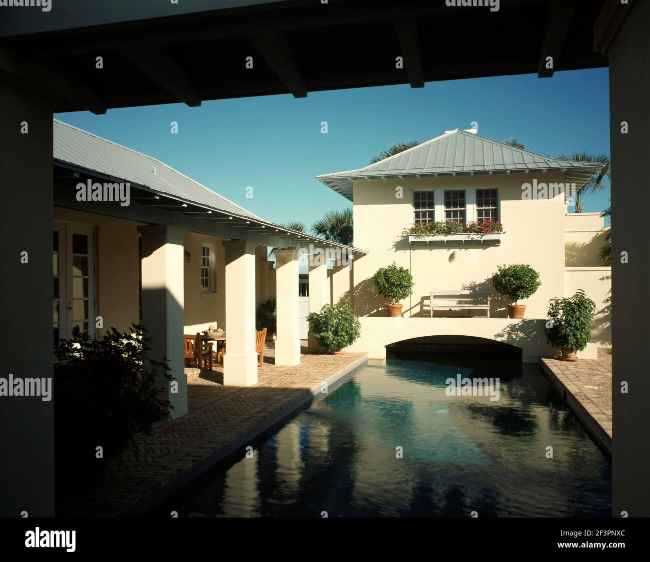 Windsor Vero Beach,Veranda, Pool, Anbau,Havier Iglesias Stock Photo - Alamy
