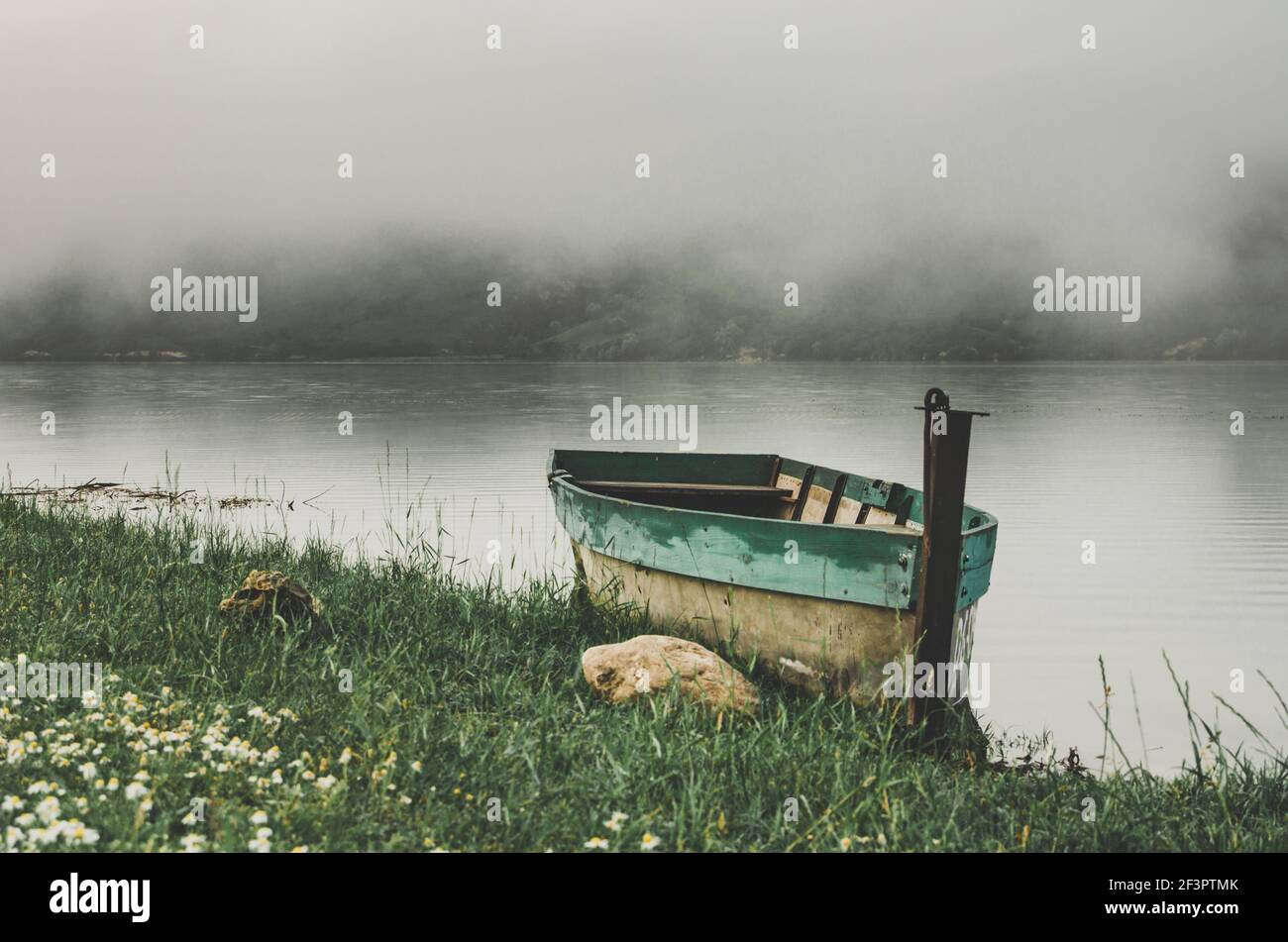 Close up cinematic shot boat hi-res stock photography and images - Alamy