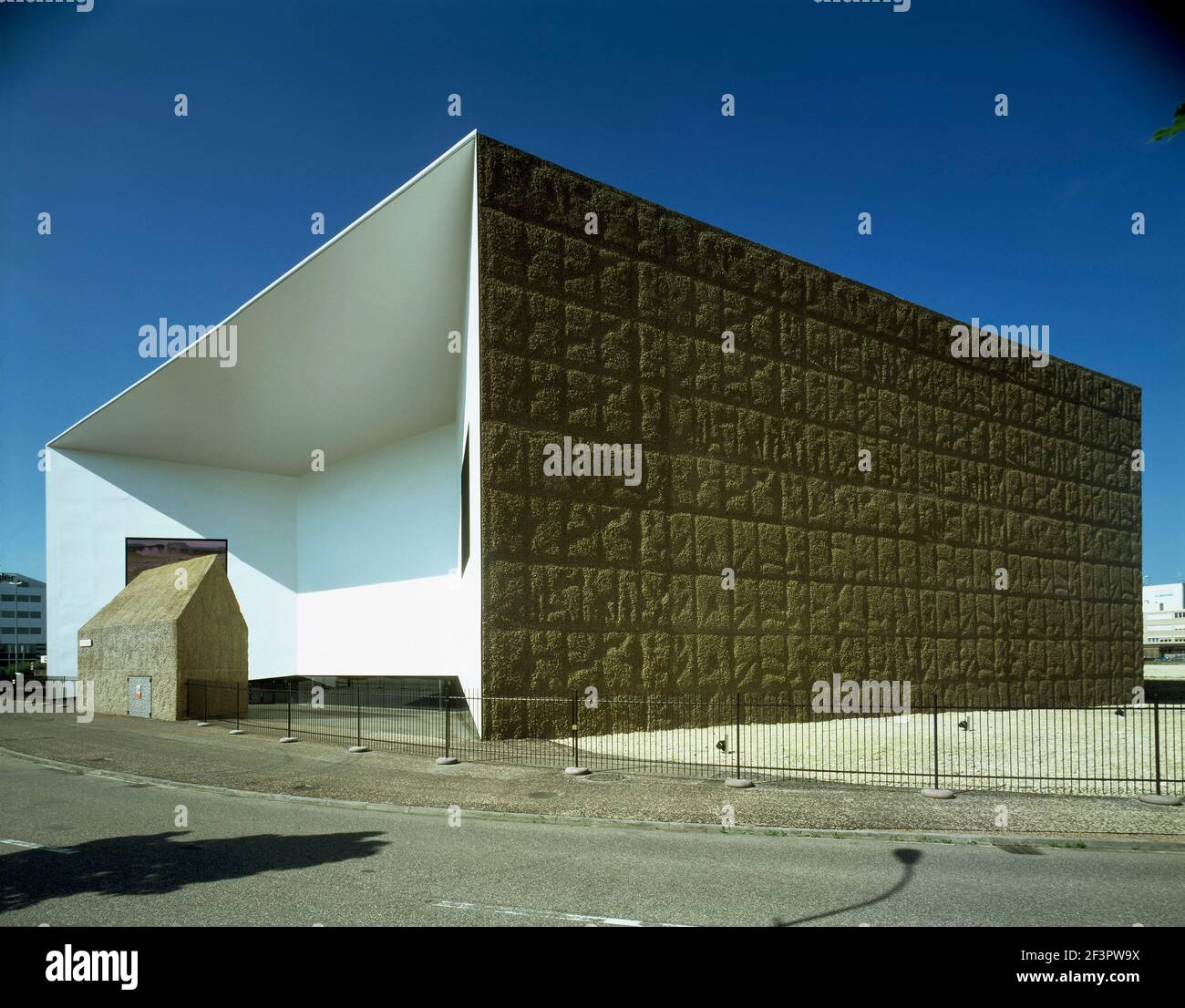 Schaulager, Münchenstein-Basel,Vorderansicht,Herzog + de Meuron, 2003 ...