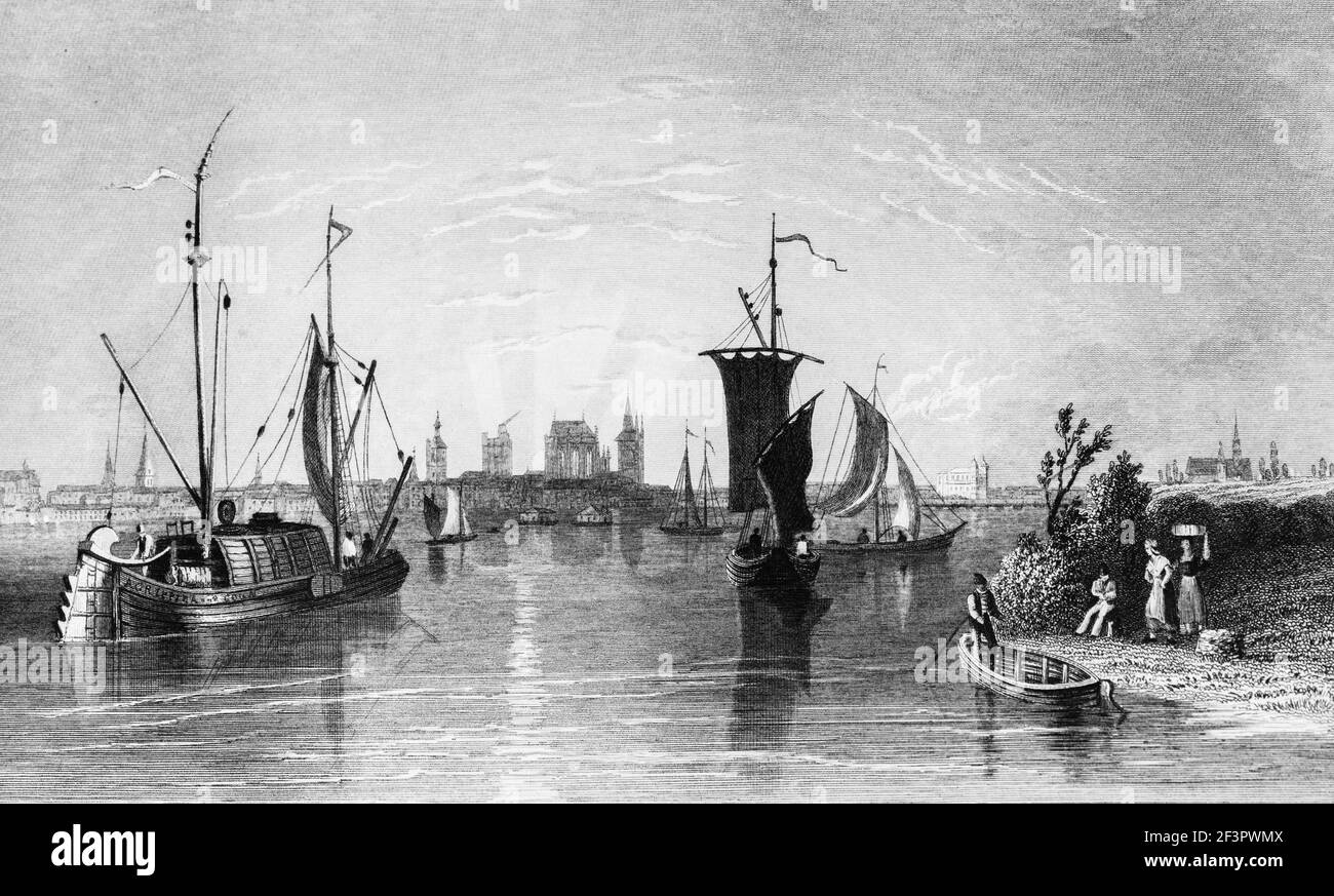 View across the Rhine on Cologne and Deutz, Cologne cathedral, boats on ...