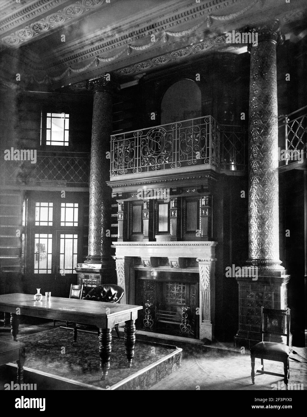 National liberal club hi-res stock photography and images - Alamy