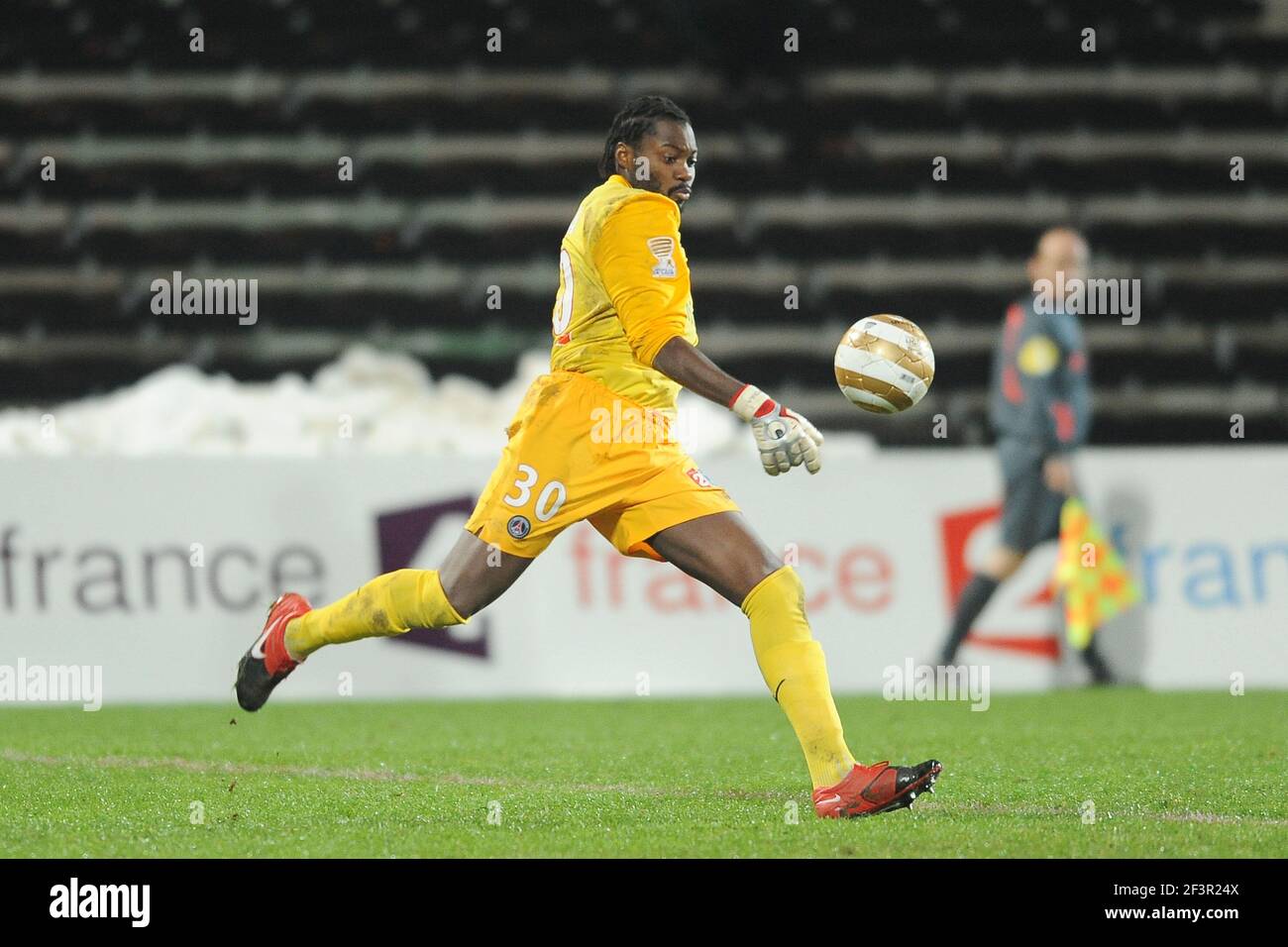 FOOTBALL - FRENCH LEAGUE CUP 2009/2010 - 1/8 FINAL - 13/01/2010 - EA ...