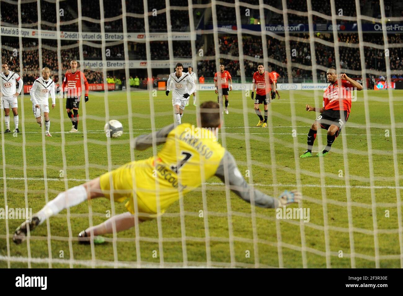 FOOTBALL - FRENCH CHAMPIONSHIP 2009/2010 - L1 - STADE RENNAIS v ...