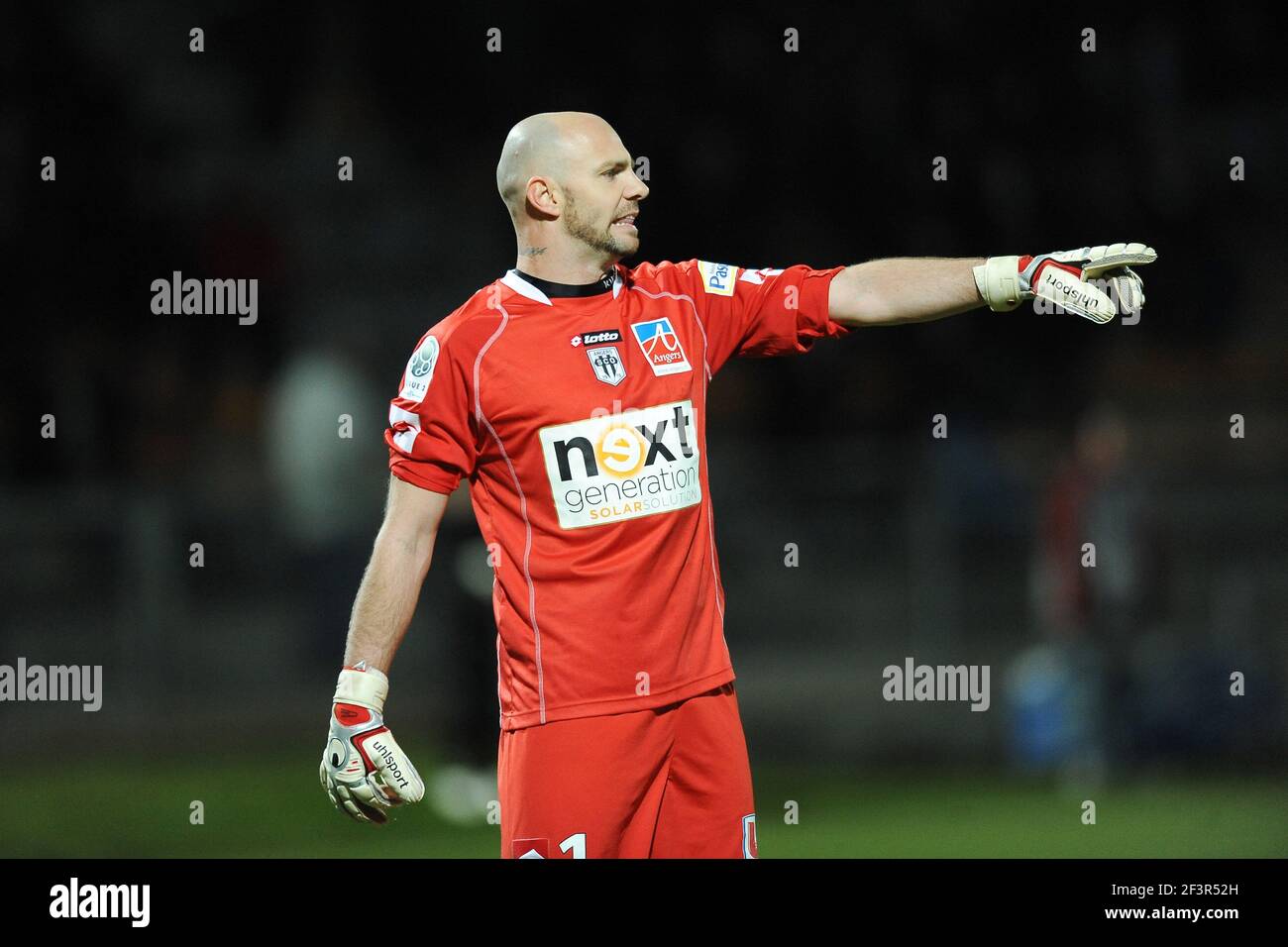 FOOTBALL - FRENCH CHAMPIONSHIP 2009/2010 - L2 - SCO ANGERS v SM CAEN ...