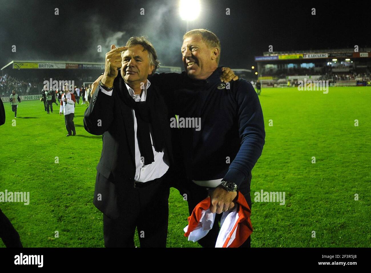 FOOTBALL - FRENCH CHAMPIONSHIP 2009/2010 - L2 - STADE BRESTOIS v FC ...