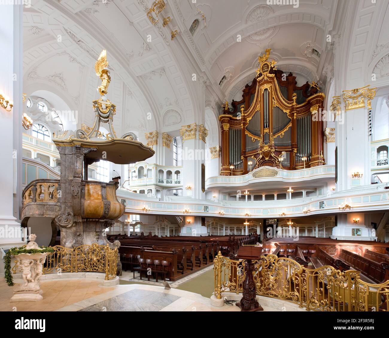 Steinmeyer organ hi-res stock photography and images - Alamy