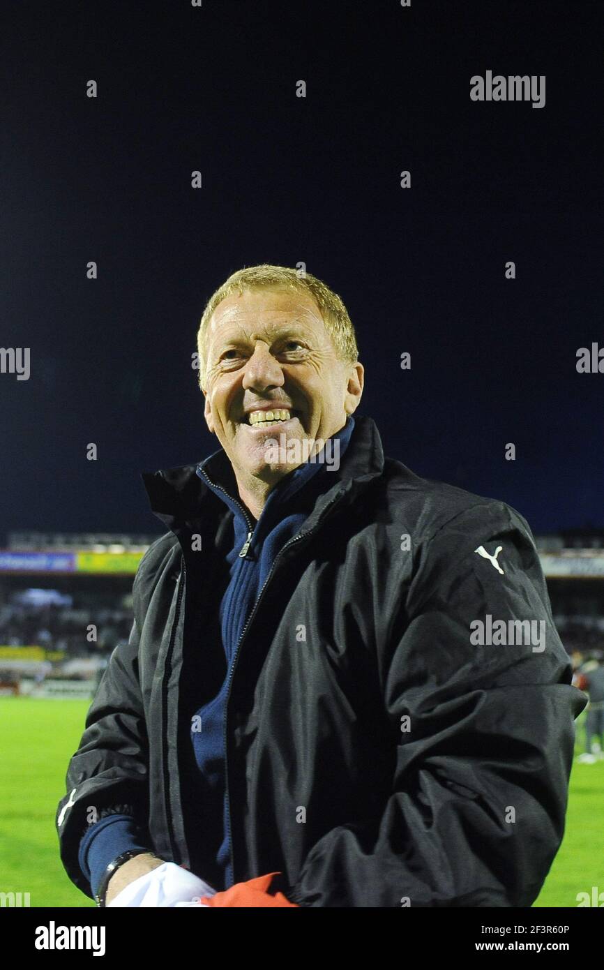 FOOTBALL - FRENCH CHAMPIONSHIP 2009/2010 - L2 - STADE BRESTOIS v FC ...