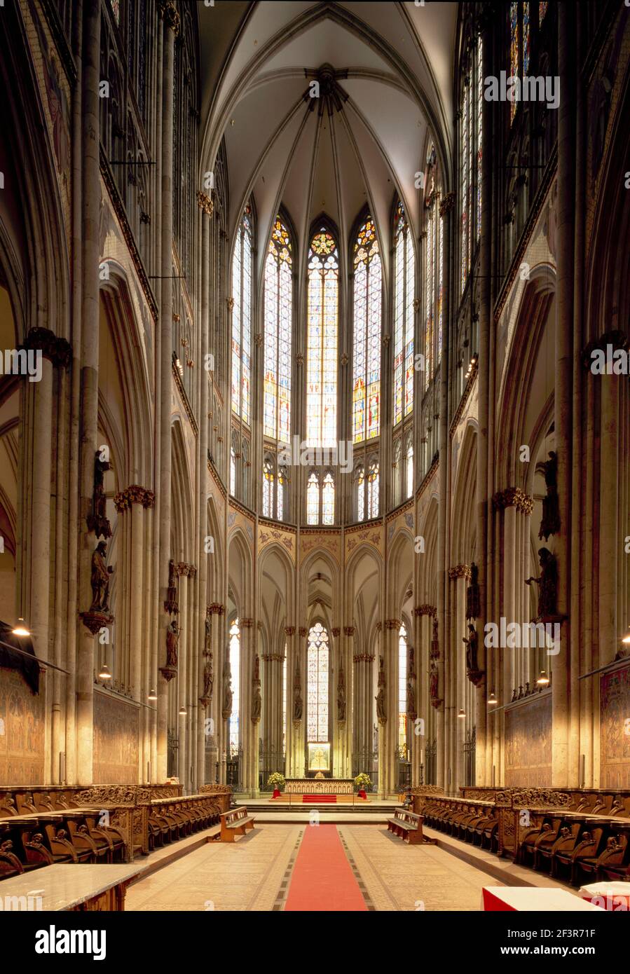 Cologne Cathedral Nave Germany High Resolution Stock Photography and ...