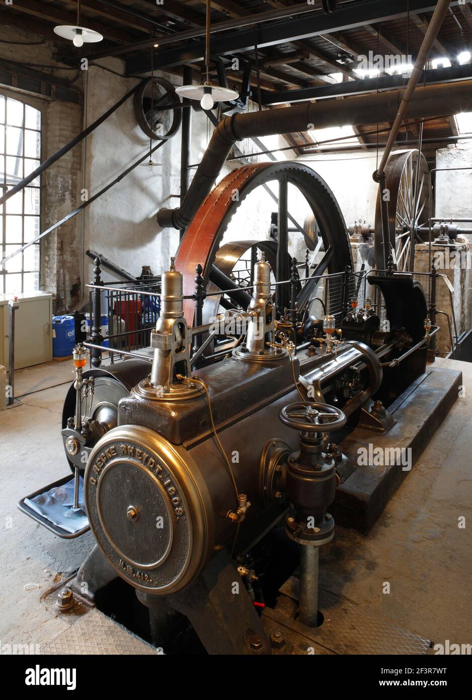 Machine house hi-res stock photography and images - Alamy