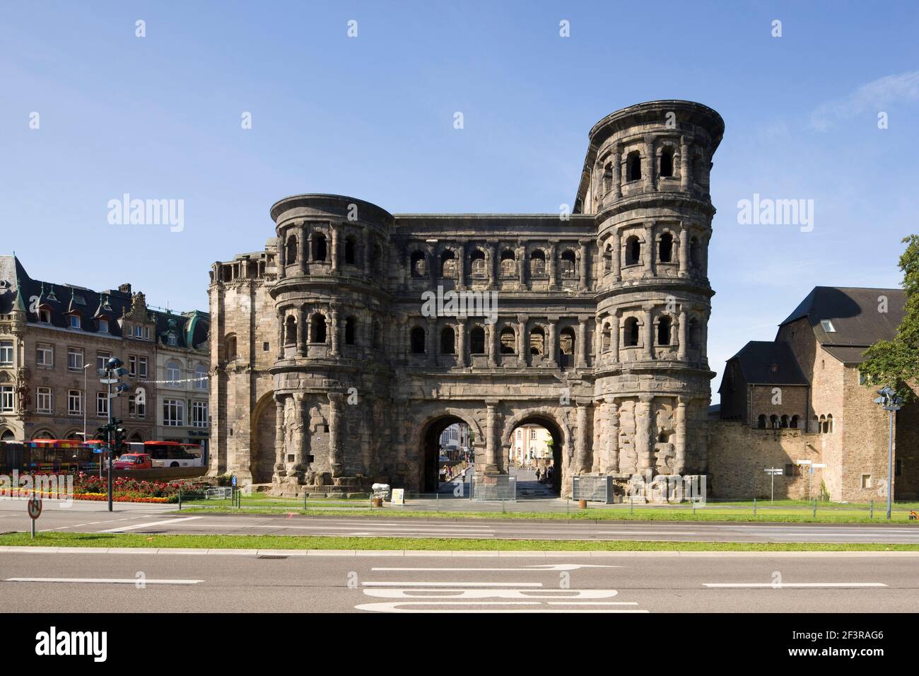 Porta nigra treviri hi-res stock photography and images - Alamy