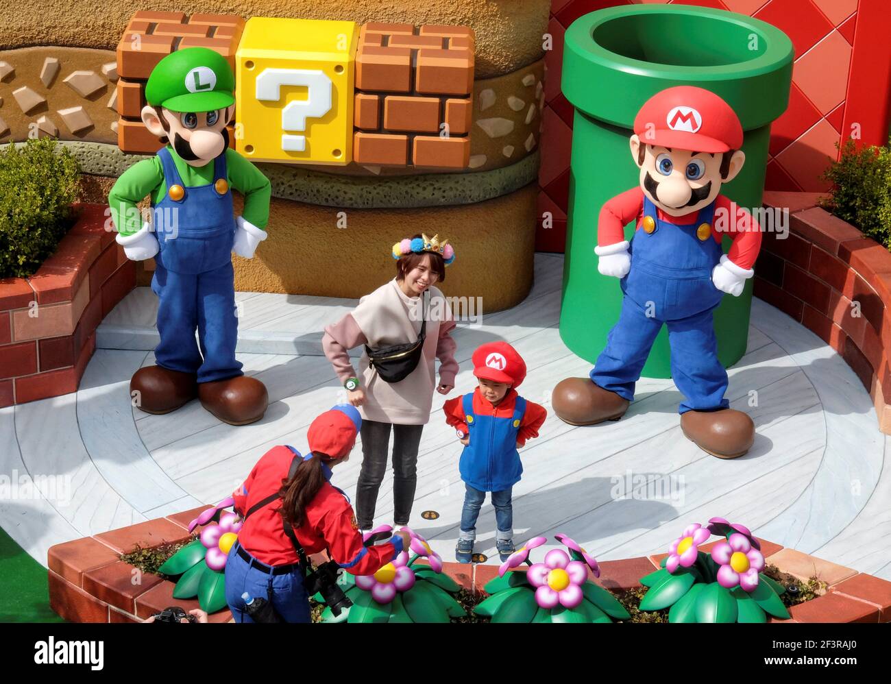 Super nintendo world osaka hi-res stock photography and images - Alamy