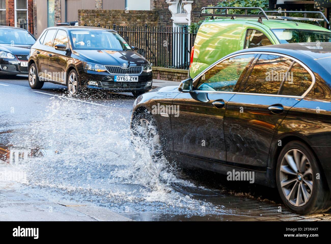 Roadside puddles uk hi-res stock photography and images - Alamy