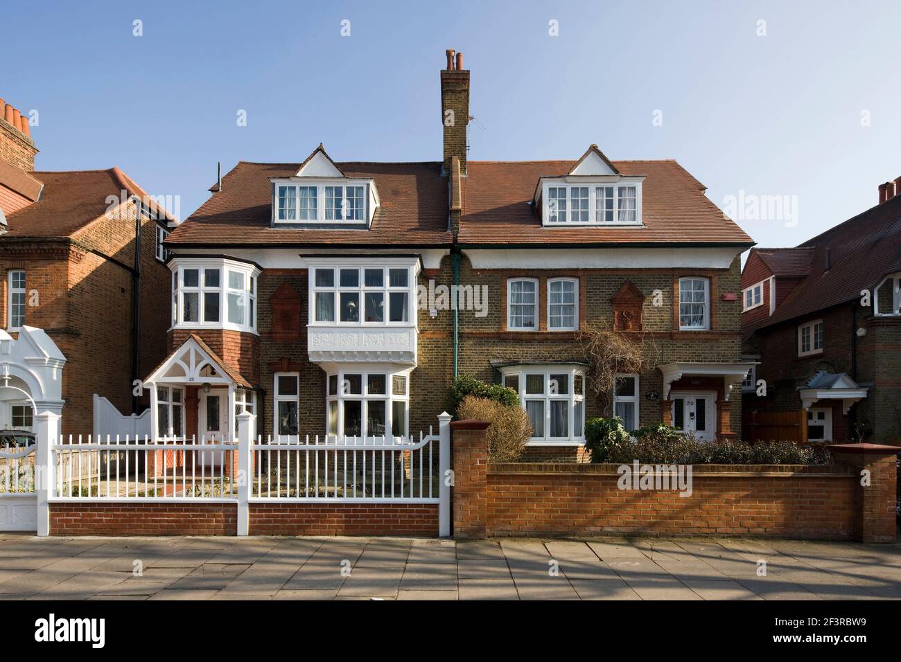 Richard norman shaw london hi-res stock photography and images - Alamy