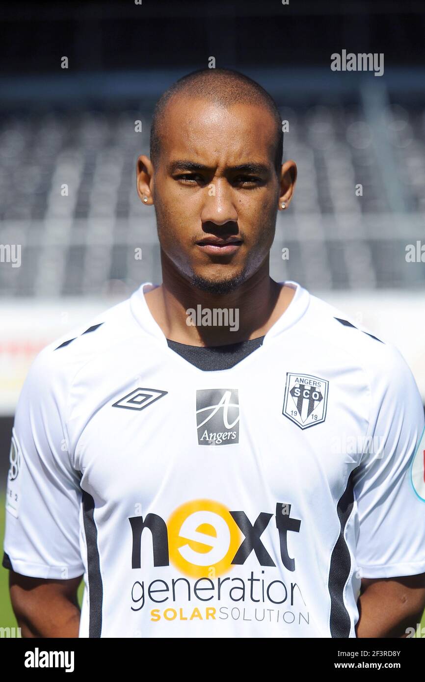 Loris arnaud hi-res stock photography and images - Alamy