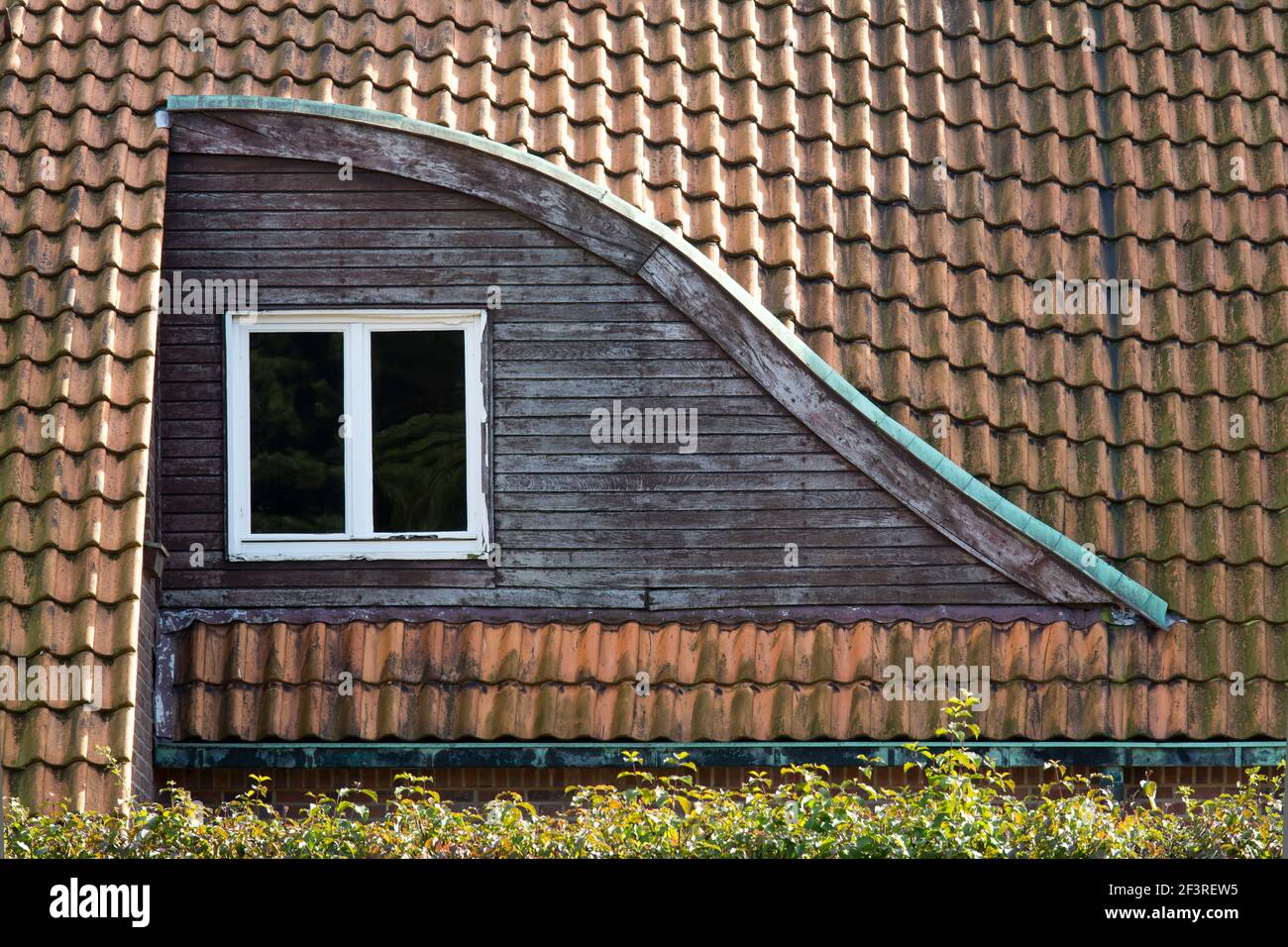 Half dormer hi-res stock photography and images - Alamy