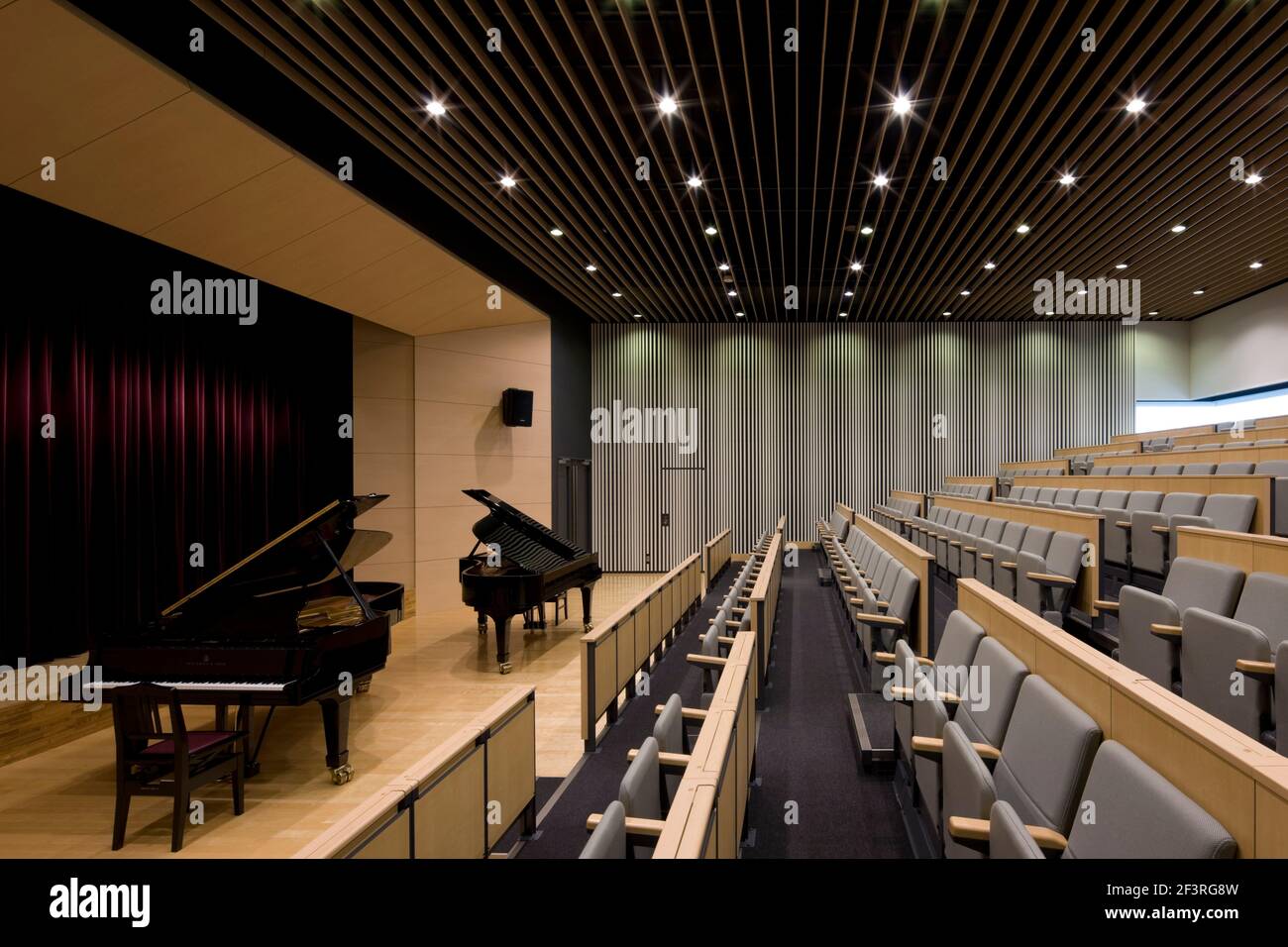 TOHO COLLEGE OF MUSIC 70TH ANNIVERSARY, College, Interior of the main ...