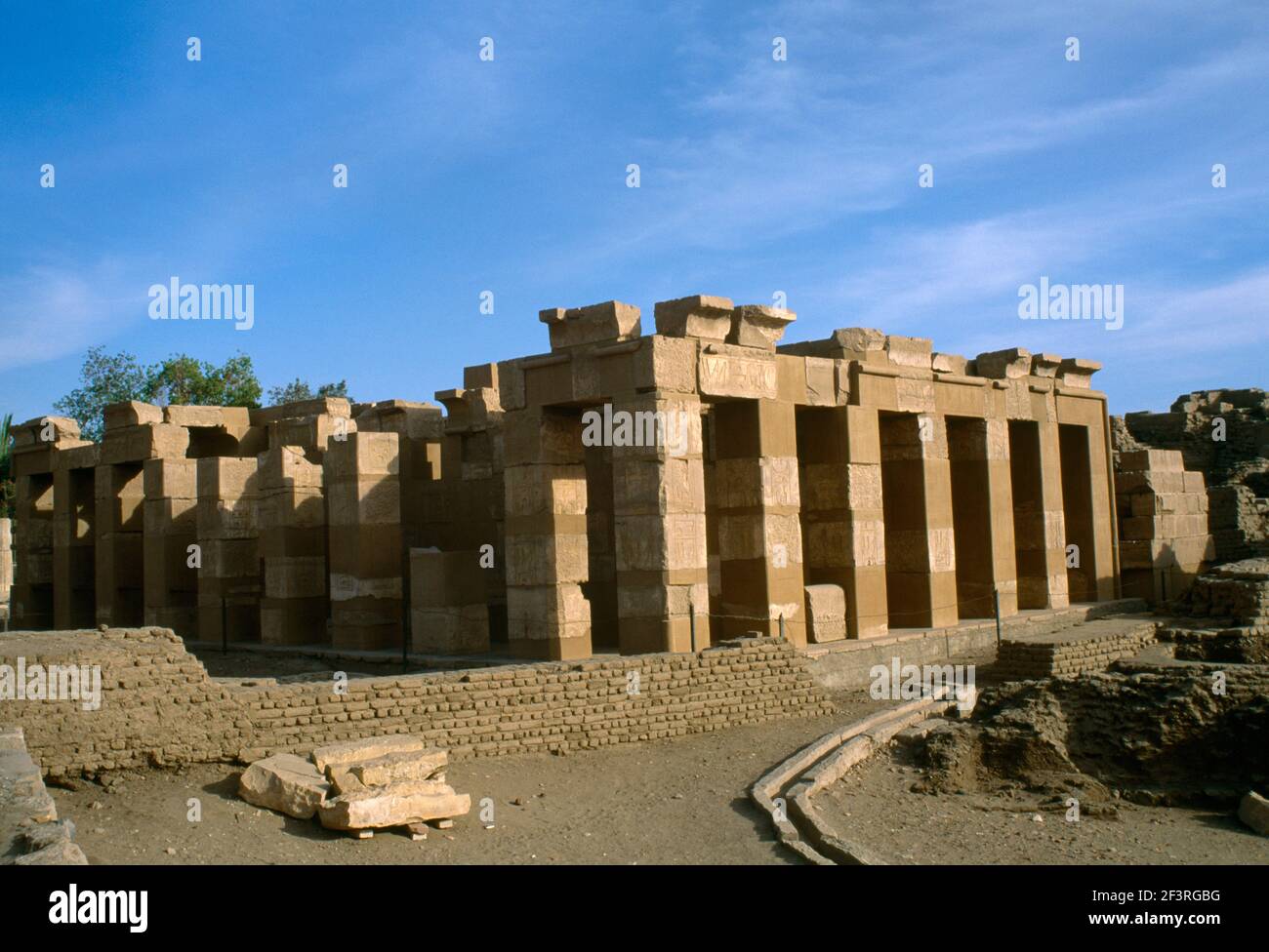 Elephantine ruins hi-res stock photography and images - Alamy