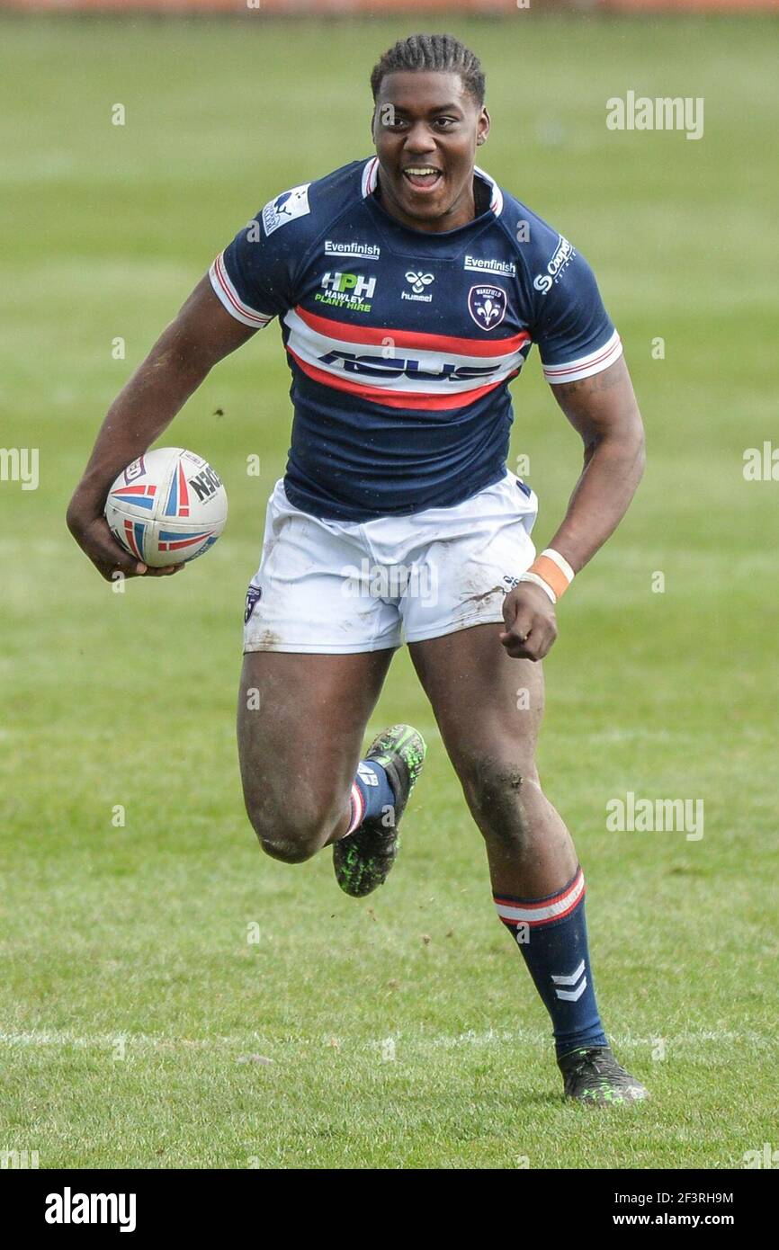 Wakefield Trinity's Sam Eseh in action during the game Stock Photo - Alamy