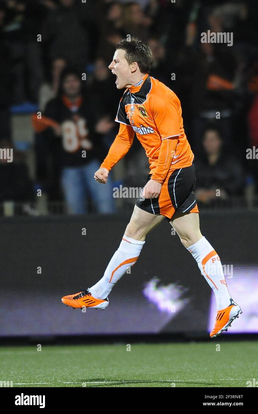 Frist goal hi-res stock photography and images - Alamy
