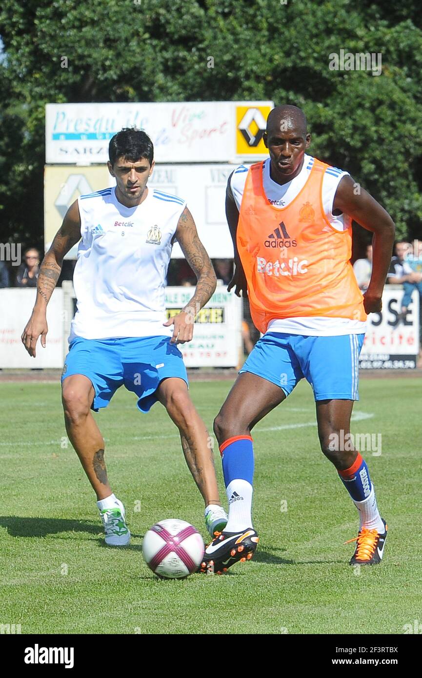 Transfert football hi-res stock photography and images - Alamy