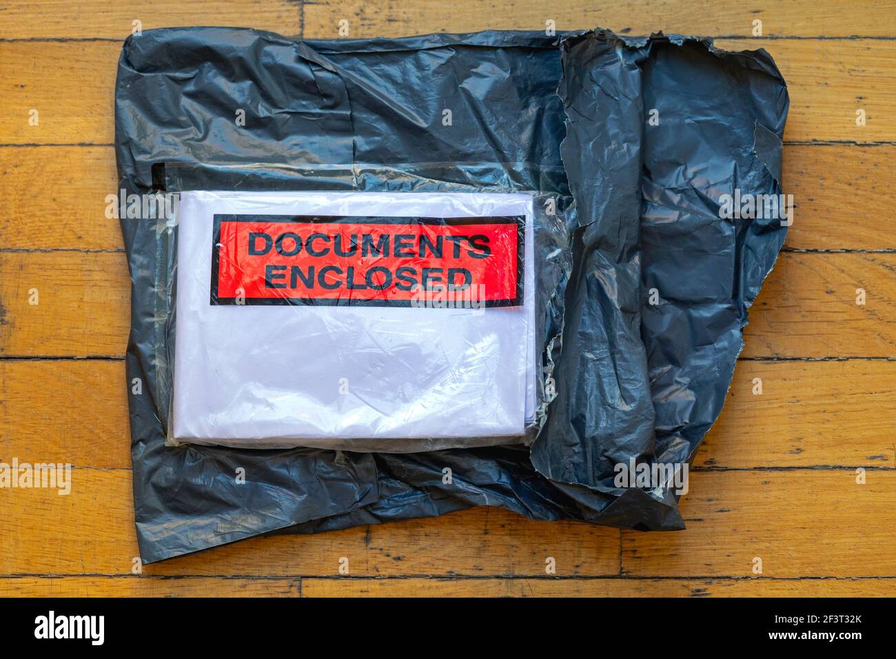 Sign for package hi-res stock photography and images - Alamy