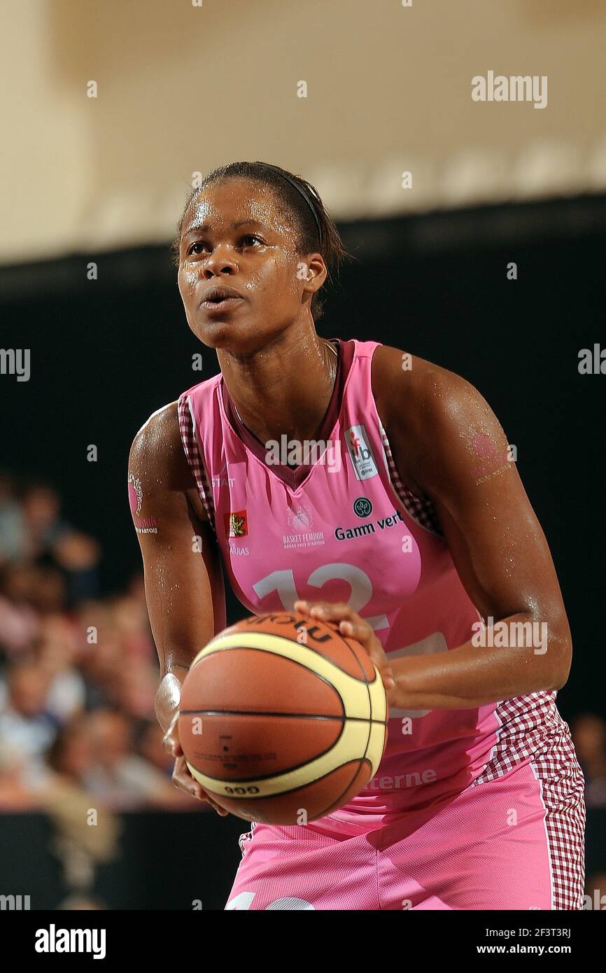 BASKETBALL - OPEN FEMININ 2012 - LYON v ARRAS - PARIS (FRA) - 22/09 ...