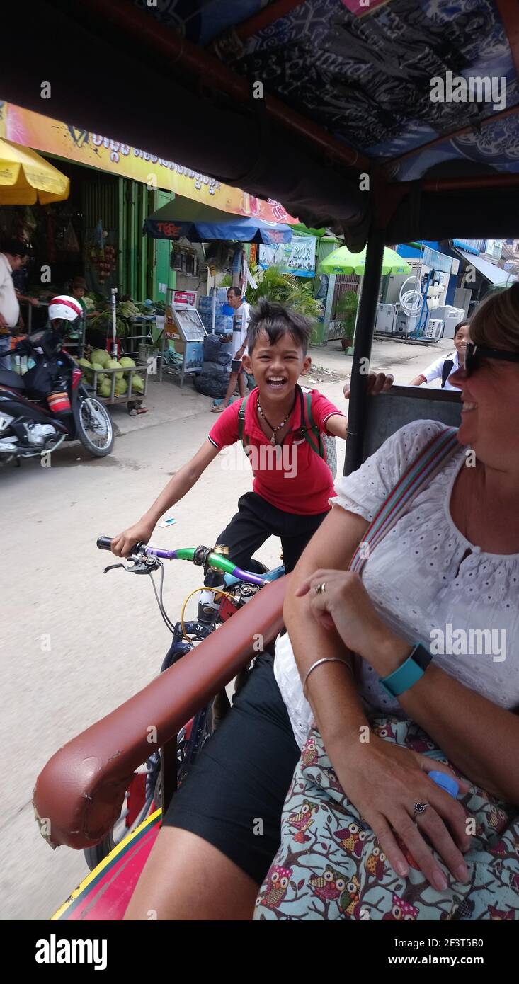 Hitch a ride hi-res stock photography and images - Alamy