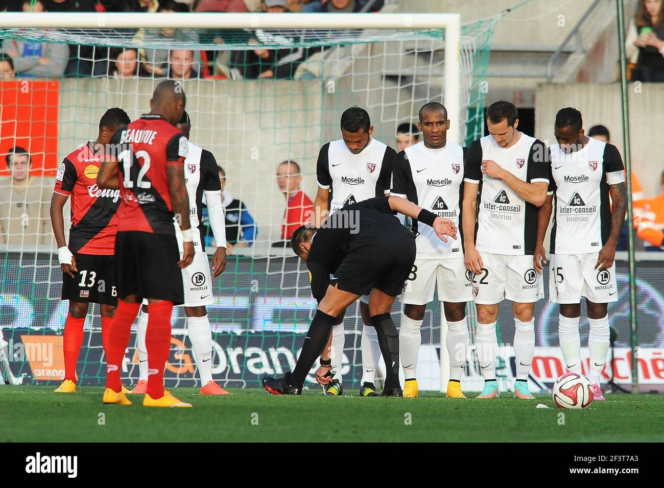 Vanishing spray hi-res stock photography and images - Alamy