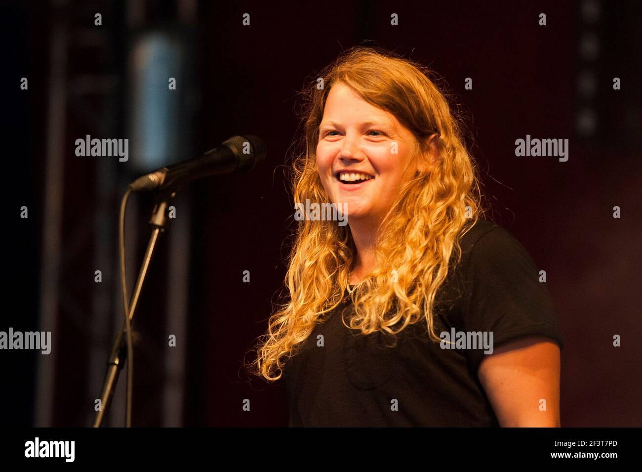 Kate tempest on stage hi-res stock photography and images - Alamy
