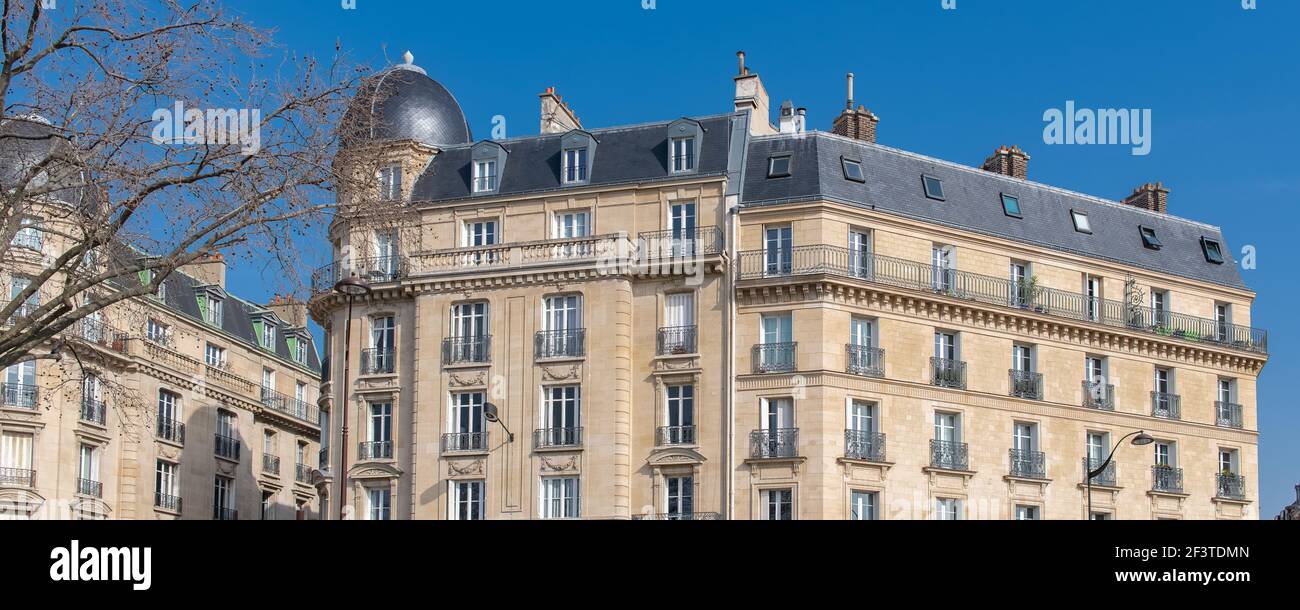 Paris, luxury buildings in the center Stock Photo - Alamy