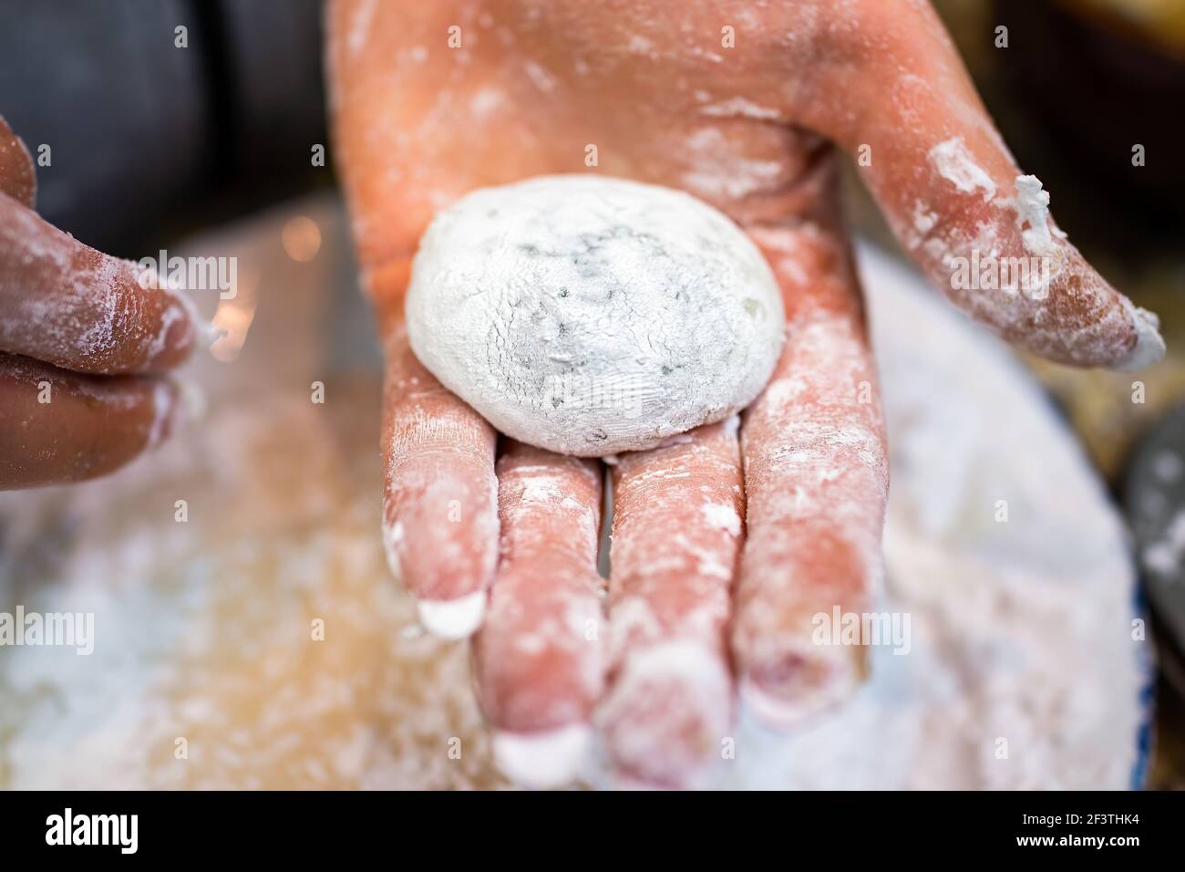 Kitchen woman cooking japanese hi-res stock photography and images - Alamy