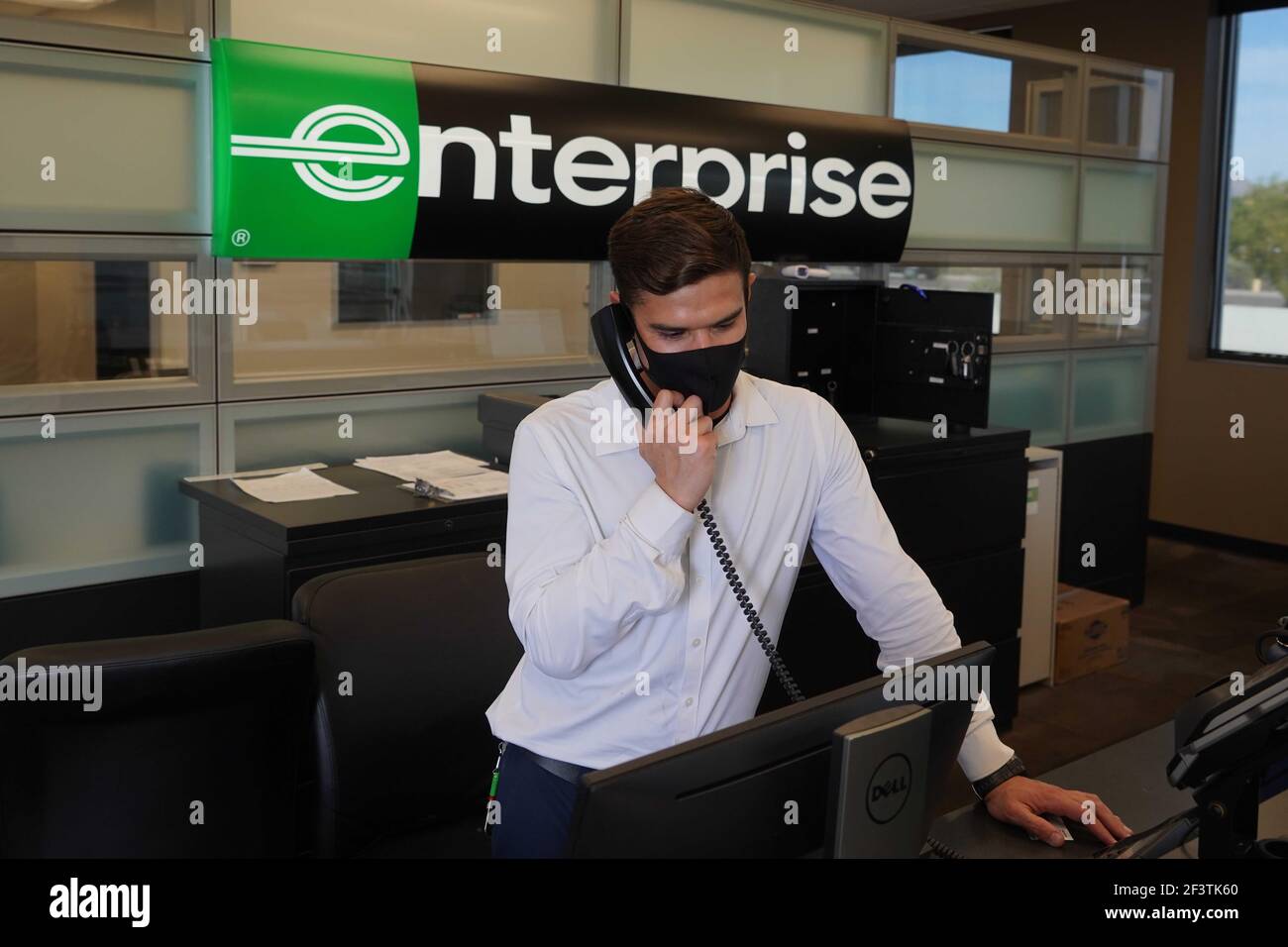 Airport car rental enterprise hi-res stock photography and images - Alamy