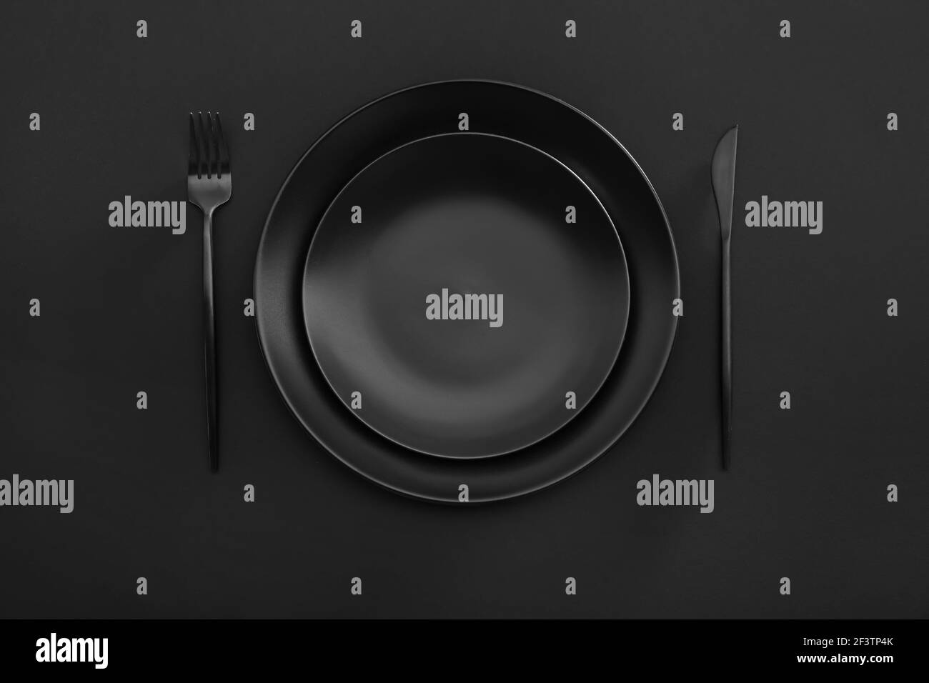 Simple elegant table setting Black and White Stock Photos & Images - Alamy